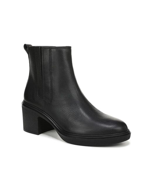 Vionic Savannah Bootie in Black | Lyst
