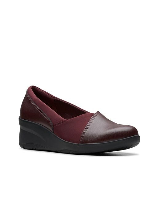 Clarks Suttyn Walk Wedge Slip-on in Red | Lyst