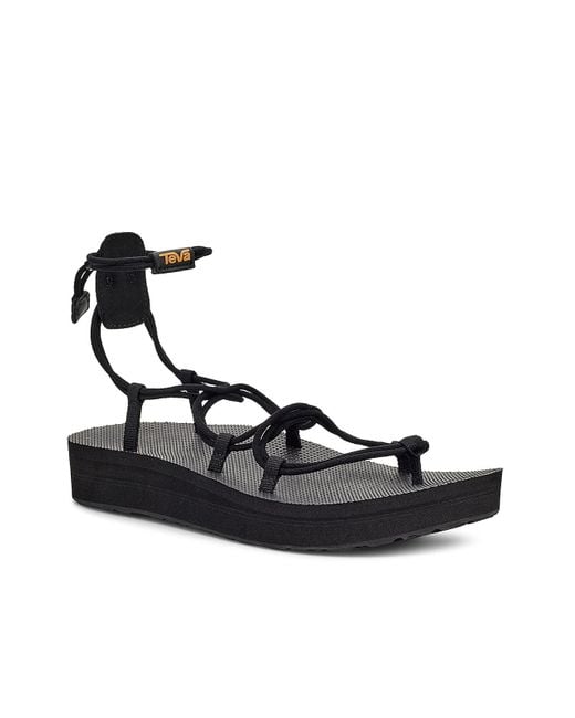 Teva Midform Infinity Platform Sandal in Black | Lyst