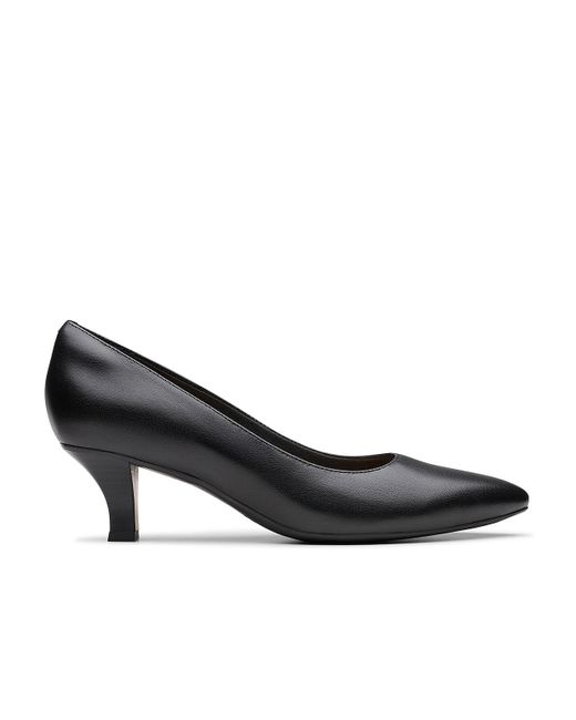 Clarks Kepley Vine Pump in Black | Lyst