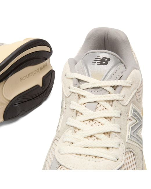 New Balance 2010 Presented By End. Sneaker in White | Lyst