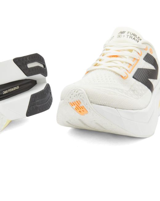 New Balance New Balance Supercomp Trainer V3 Sneaker in Metallic for ...