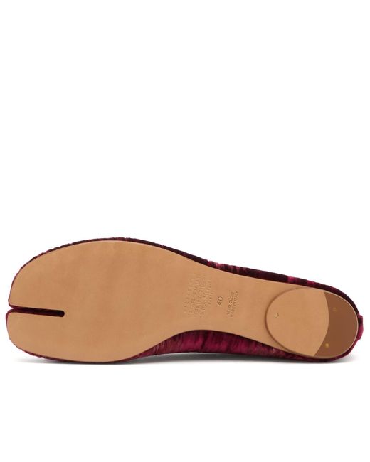 Maison Margiela Tabi Velvet New Ballerina in Red | Lyst UK