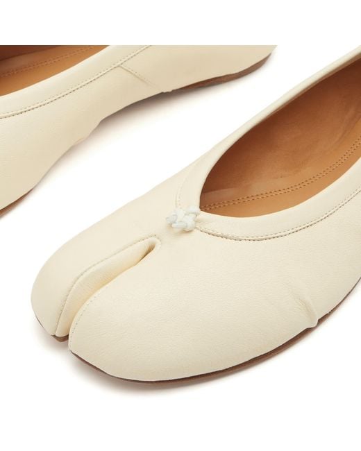 Maison Margiela Tabi New Flat Ballerina in Natural | Lyst