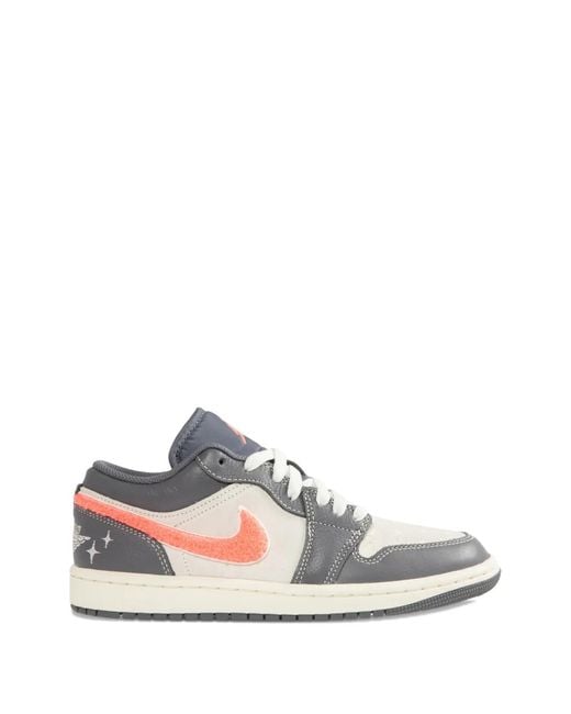 Nike Air 1 Low Star-Motif Sneakers in White | Lyst UK