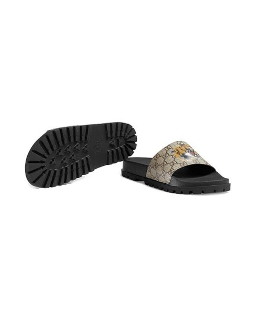 Gucci GG Supreme Tiger Slide Sandal in Brown for Men - Save 18% - Lyst