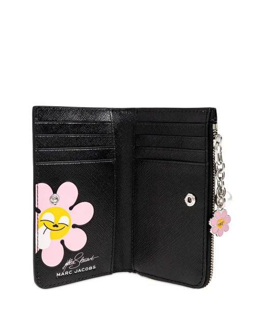 Marc Jacobs X Hattie Stewart Flower-Charm Wallet in Black | Lyst UK