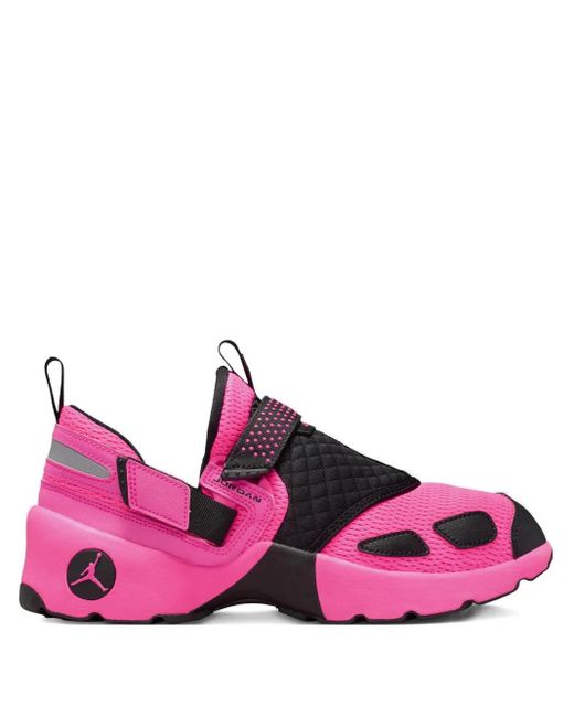 Nike Trunner Lx Quilted Strapped Sneakers in Pink | Lyst UK