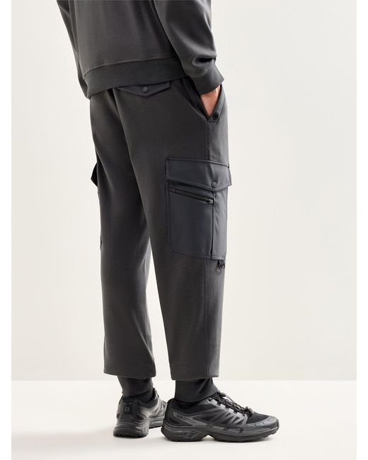 Moose Knuckles Daloncargo Hybrid Joggers in Black for Men | Lyst UK