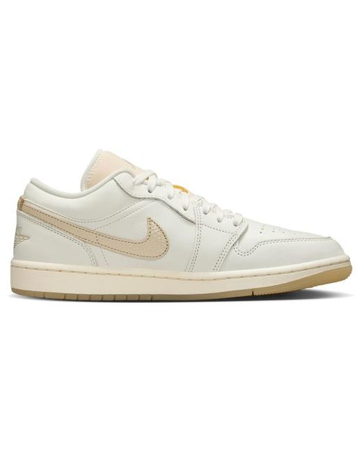 Nike Aj1 Low Sneakers in White | Lyst UK