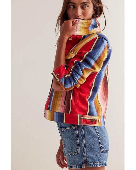 Wrangler X Lainey Wilson Rodeo Trucker Jacket in Red | Lyst