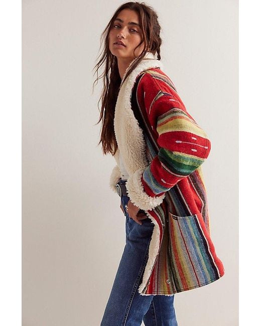 Wrangler X Lainey Wilson Sunburn Aztec Coat Jacket in Blue | Lyst