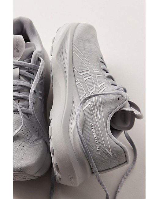 Asics Gt-2000 14 Sneakers in Grey | Lyst UK