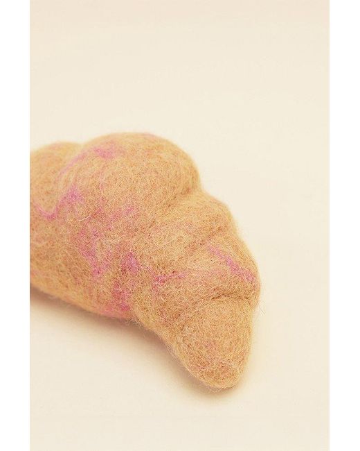 MODERNBEAST Wool Croissant in Natural | Lyst