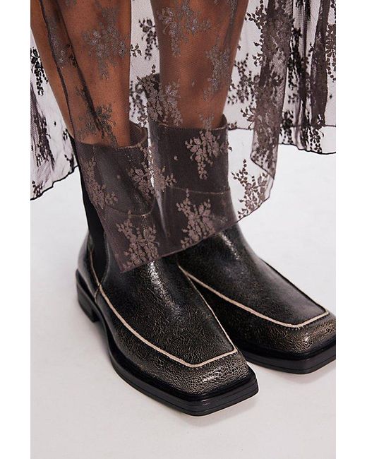 Free People Crackled Leather Chelsea Boots in Black | Lyst