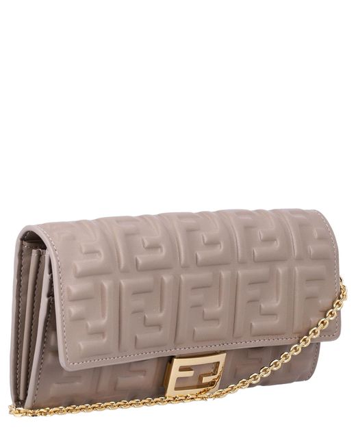 Fendi Chain Continent Clutch in Gray | Lyst