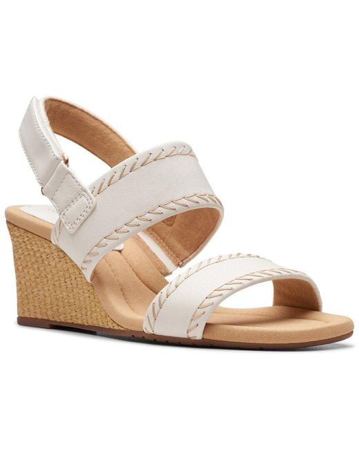 Clarks Kyarra Rose Leather Sandal in Metallic | Lyst