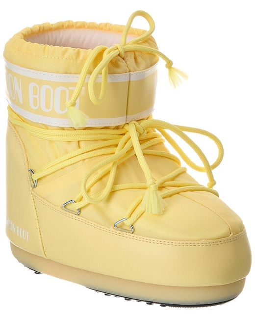 Moon Boot Icon Low Boot in Yellow | Lyst UK