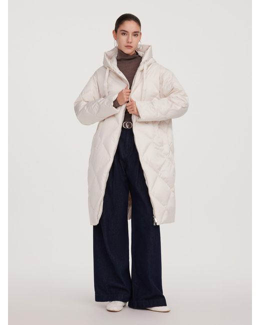 GOELIA Diamond Quilted Hooded Zip-Up Long Goose Down Coat in Natural | Lyst