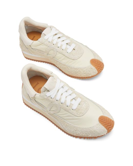 Loewe Flow Runner Sneakers in Natural | Lyst