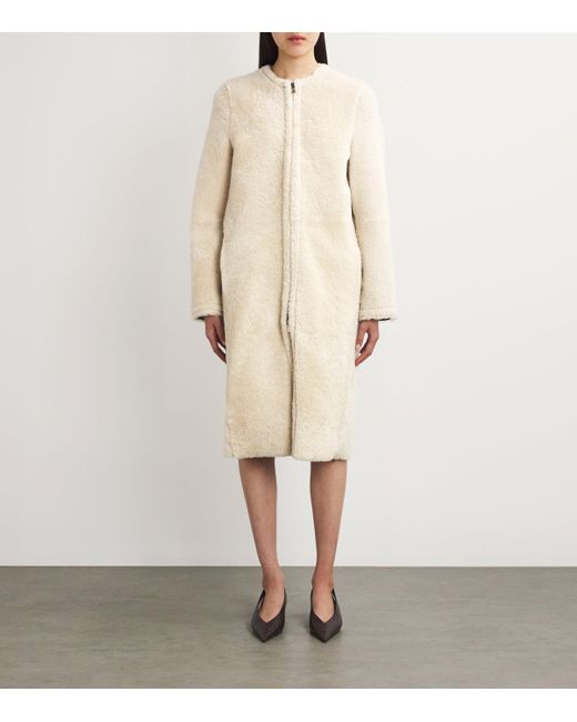 TOTEME Shearling Teddy Coat in Natural | Lyst