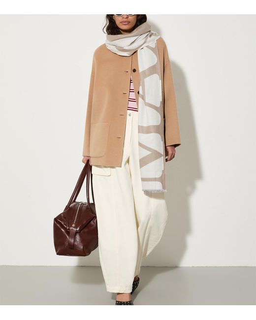 MAX&Co. Logo Scarf in White | Lyst UK