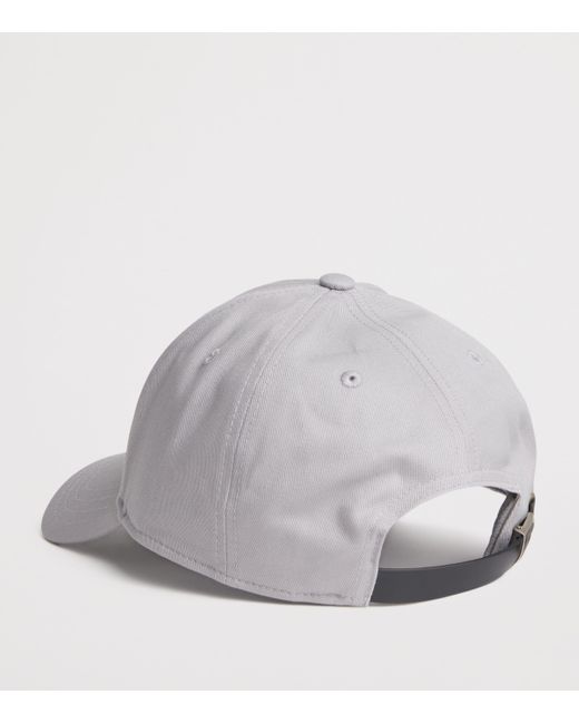 Moose Knuckles Cotton Logo Baseball Cap in Gray for Men | Lyst