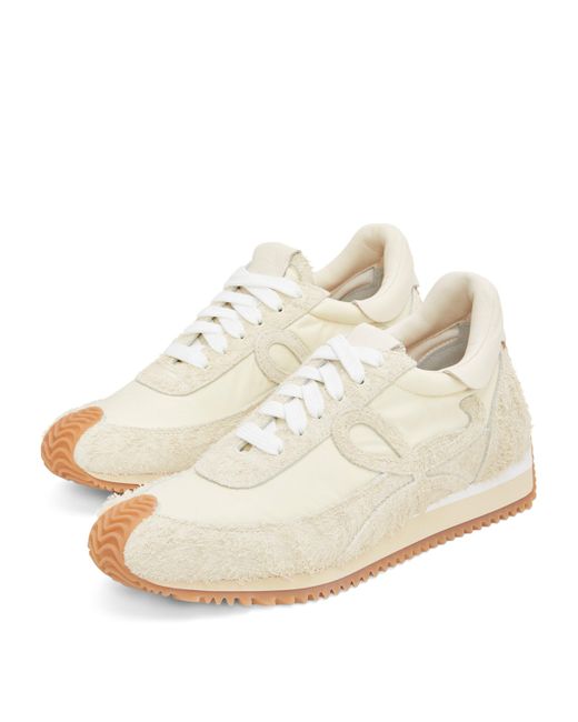 Loewe Flow Runner Sneakers in Natural | Lyst