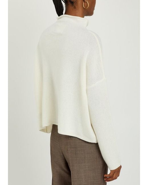 Lisa Yang Sandy Funnel Neck Cashmere Jumper in White | Lyst UK