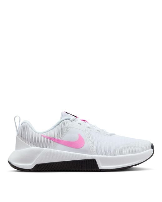 Nike Mc Trainer 3 Workout Shoes in White | Lyst UK
