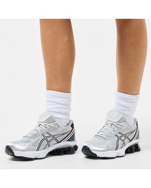 Asics Gel-Kinetic Fluent Sneakers in White | Lyst UK