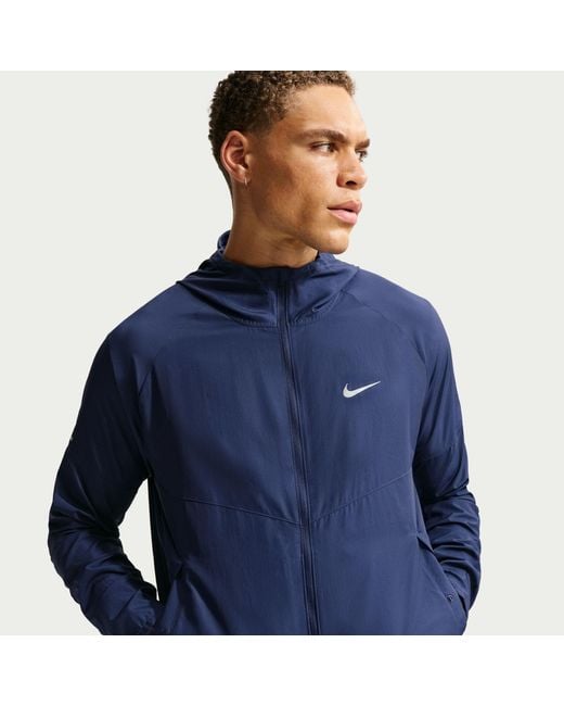 Nike Miler Repel Running Jacket in Blue for Men | Lyst UK