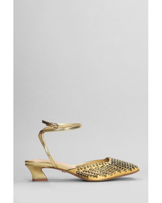 Lola Cruz Pia Pumps in Metallic | Lyst