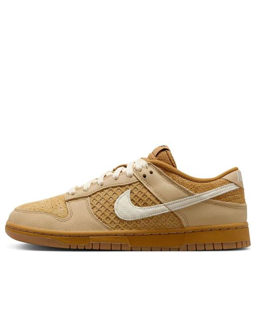 Nike Dunk Low in Brown for Men | Lyst