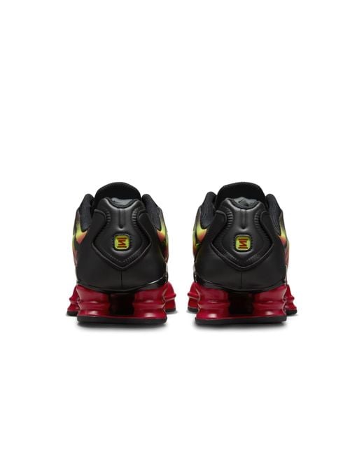 Nike Shox Tl Shoes in Red | Lyst