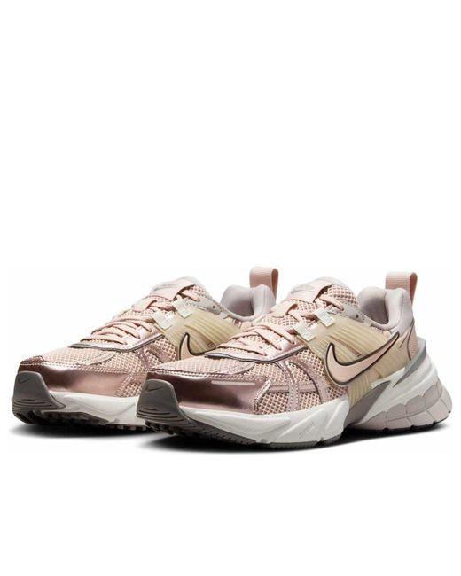 Nike (Wmns) V2K Run 'Particle College Light Bone' in Brown | Lyst