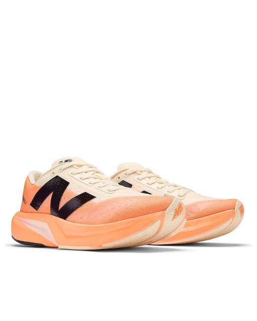 New Balance (Wmns) Fuelcell Rebel V4 'Hot Mange' in Orange | Lyst