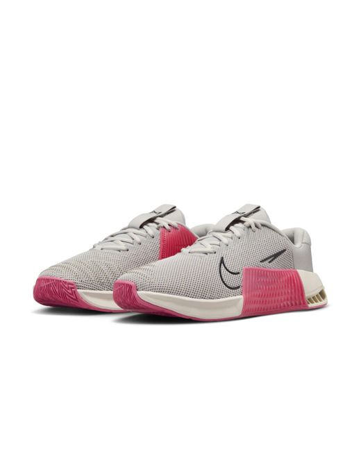 Nike (Wmns) Metcon 9 'Light Iron Ore Aster' in Pink | Lyst