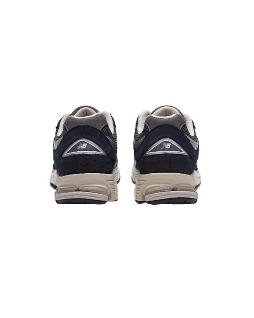 New Balance 2002R in Blue for Men | Lyst