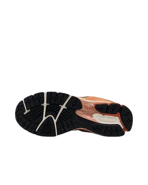 New Balance 2002R 'Copper Infield Clay Sea Salt' in Brown for Men | Lyst