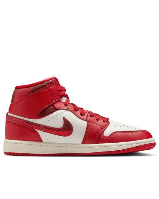 Nike (Wmns) 1 Mid Se Cracked Leather' in Red | Lyst