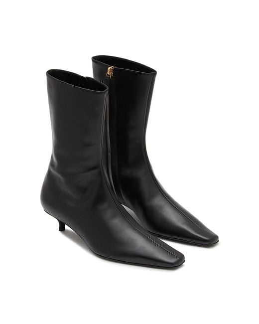 The Row Shrimpton Leather Boots in Black | Lyst