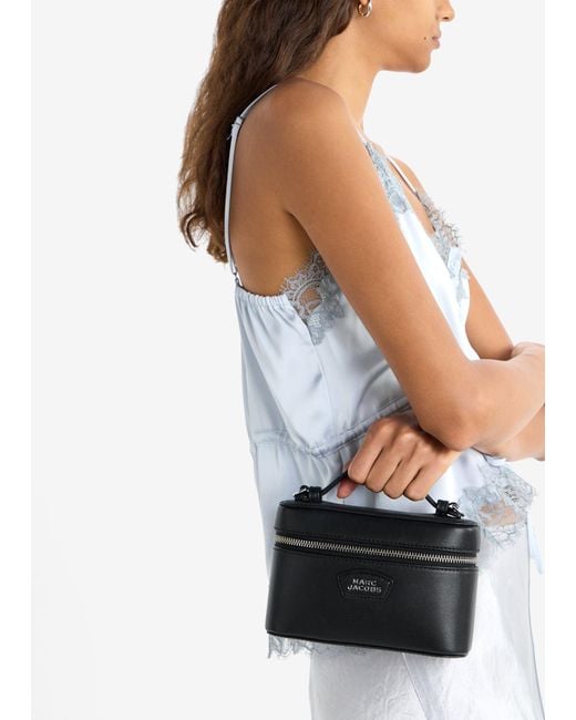 Marc Jacobs The Everyday Vanity Bag in Black | Lyst