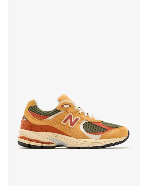 New Balance 2002R Sneakers in Yellow | Lyst