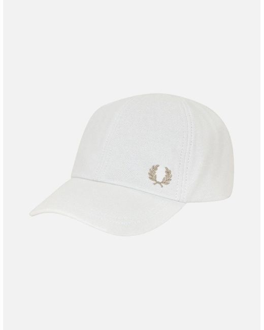 Fred Perry Classic Logo Snow Cap in White for Men | Lyst UK