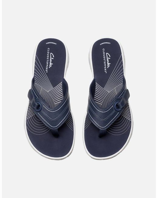 Clarks Brinkley Reyna Toe Post Sandals in Blue | Lyst UK