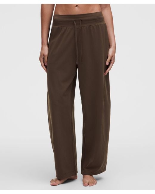 lululemon – Groove Low-Rise Relaxed Cinch Pants Regular – – Size 4 | Lyst