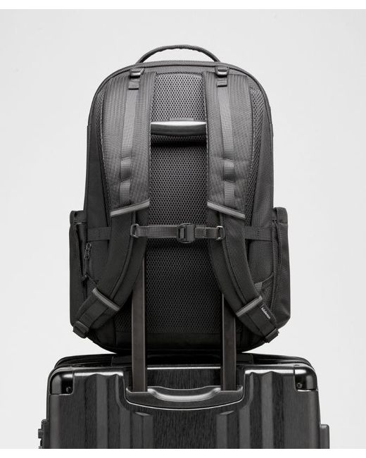lululemon – Cruiser Backpack 26L – in Black | Lyst UK