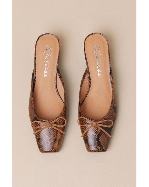 Matisse Basilio Snake-Embossed Leather Low Heel Mule Pumps in Natural ...