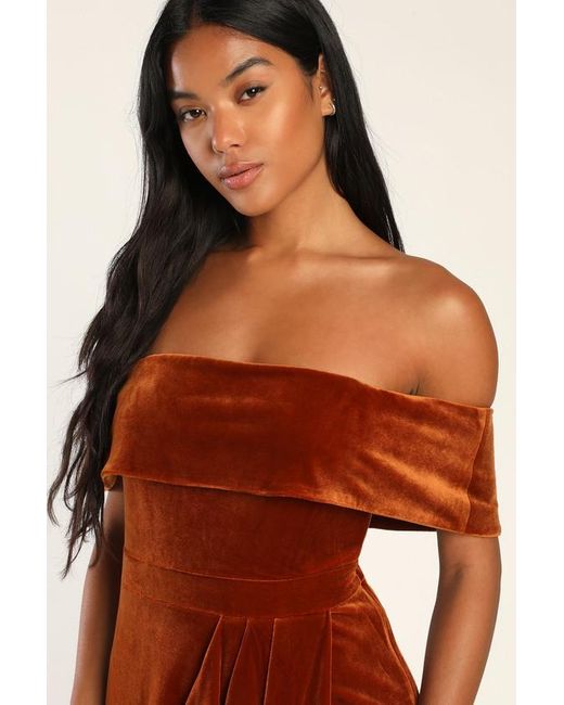 Lulus I'M Enchanted Rust Velvet Off-The-Shoulder Maxi Dress in Red | Lyst